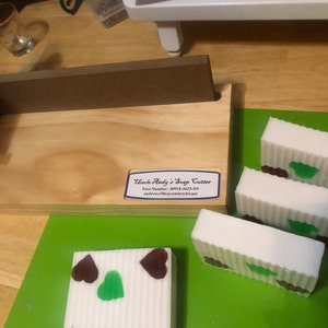 Uncle Andy's Soap Cutter Wavy Blade crinkle Cut Soap Loaf Cutter for ...