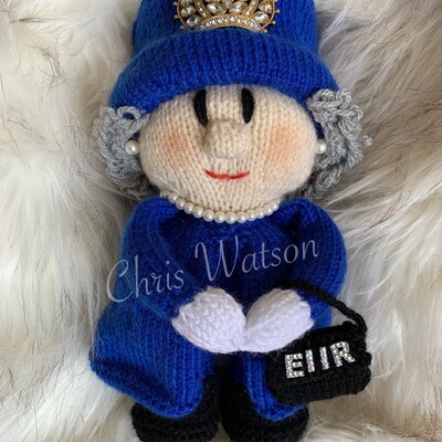 PDF Knitting Pattern Queen Elizabeth II Knitting Pattern Download Pdf ...