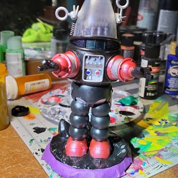 Space Robot | Robot Miniature | Heroes & Beasts | Classic Movie ...