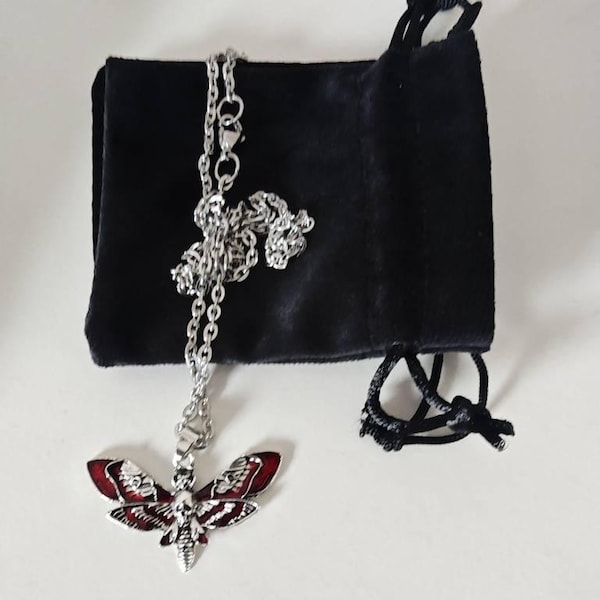 Blood Red Death Moth Head Hawkmoth Gothic Witchy Skull Pendant Silver ...