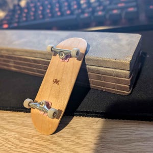 Fingerboard Obstacle - Graffiti Ledge Ft. AZEL - Etsy