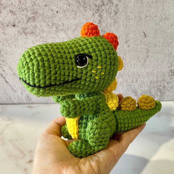PATTERN: Viktor the Velociraptor - Crochet Raptor Pattern - Amigurumi ...