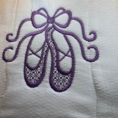 Split Gator Face Applique Embroidery Design 3 Sizes Included - Etsy