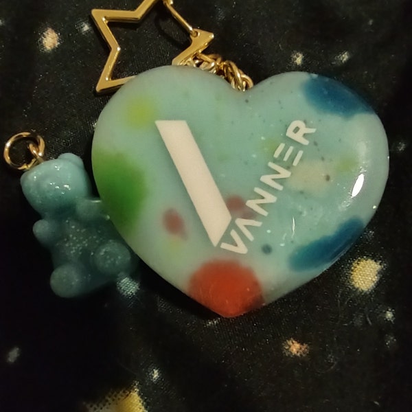 Custom Resin Shaker Keychain - Etsy