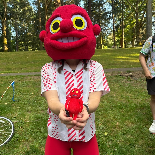 Feed Eggs Egg I Think You Should Leave With Tim Robinson Eggman Game ...