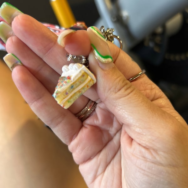 Cream Puff Keychain - Etsy