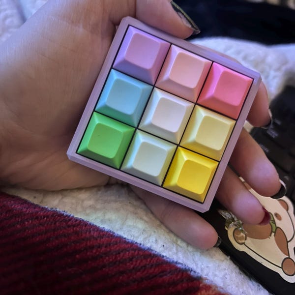 Mechanical Switch Clicky Fidget - Pastel Rainbow Th W/ Strap Keyboard ...