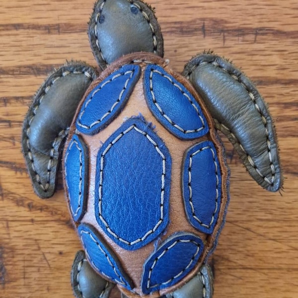 Sea Turtle Leather Bag Charm Pattern and Illustrated Tutorial - Etsy