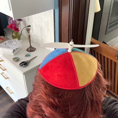 Yamakopter the Original Novelty Kippah With a Spinning Propeller, the ...