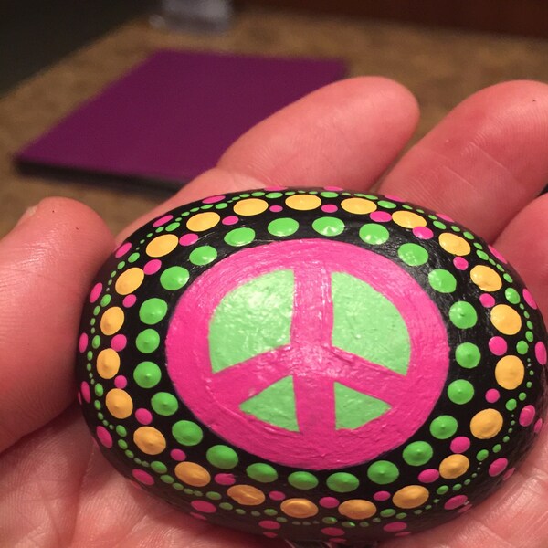 Custom Peace Rocks ~ Set of 2 - Etsy