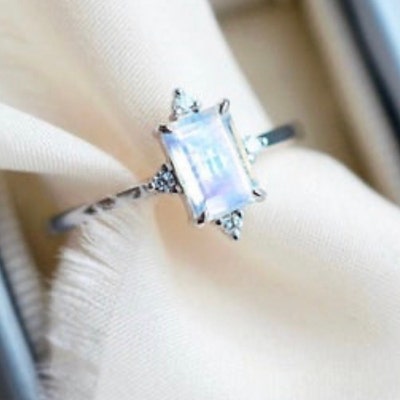 Tension Set & Channel Setting Ring Trillion or Round Diamond - Etsy