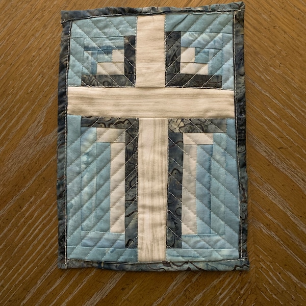 Log Cabin Cross Mug Rug Pattern - Etsy