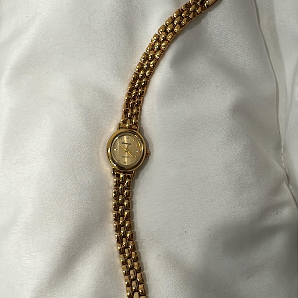Elegant Gold-plated Watches for Women, Stylish Leather Strap Watch ...