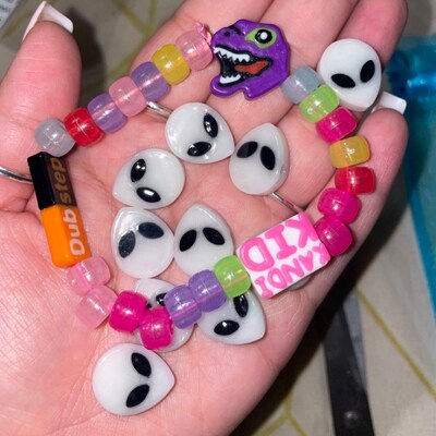 Alien Kandi Beads Glow in the Dark/uv Reactive Packs of 10, 20, 30, or ...