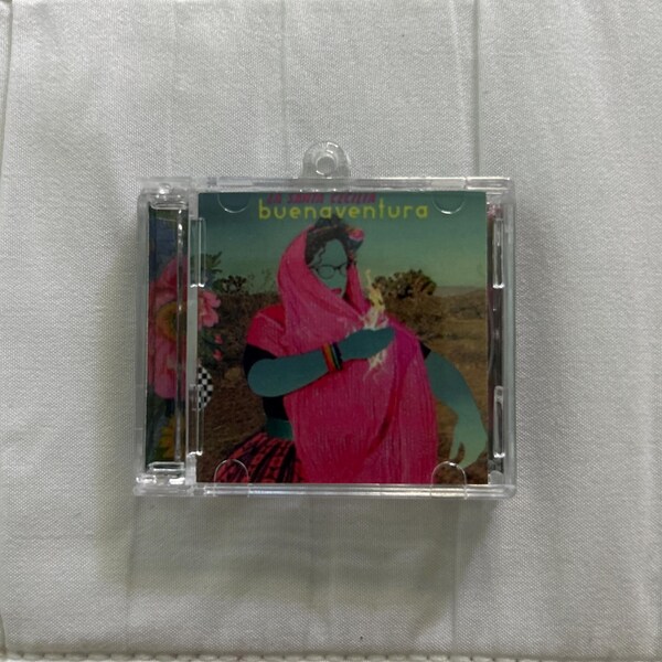 Custom CD Keychain Mini Album With NFC – Play Your Favorite Music ...