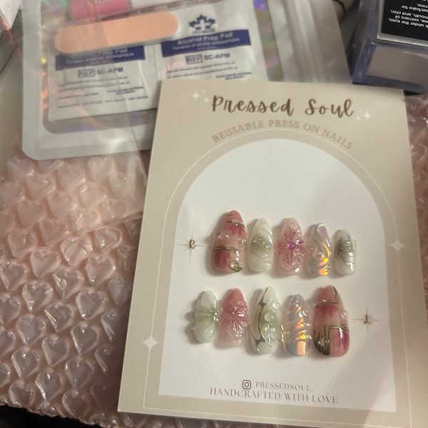 FAYE | Fairycore Aesthetic Press on Nails | Jade Aurora Nails | Lily ...