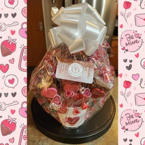 Slime Cake Pops, Slime Themed Cake Pops, Slime Chocolate, Slime Favors ...