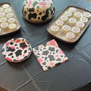 Custom Edible Cake Topper, Cupcake Topper, Oreo Topper, Rice Krispie ...