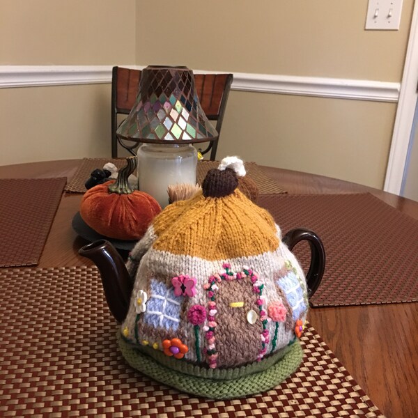 Country Cottage - Tea Cosy. - Etsy