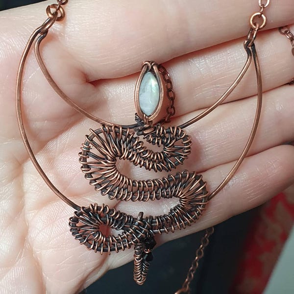 PDF Tutorial - Dragon Pendant - Macrame & Wire Pattern - Necklace Tutorial - Dragon Necklace - Etsy