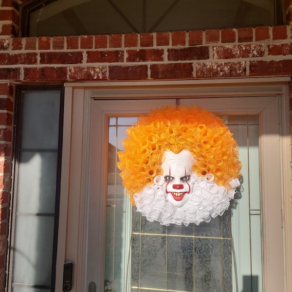 IT Pennywise Scary Clown Deco Mesh Halloween Spooky Wreath - Etsy