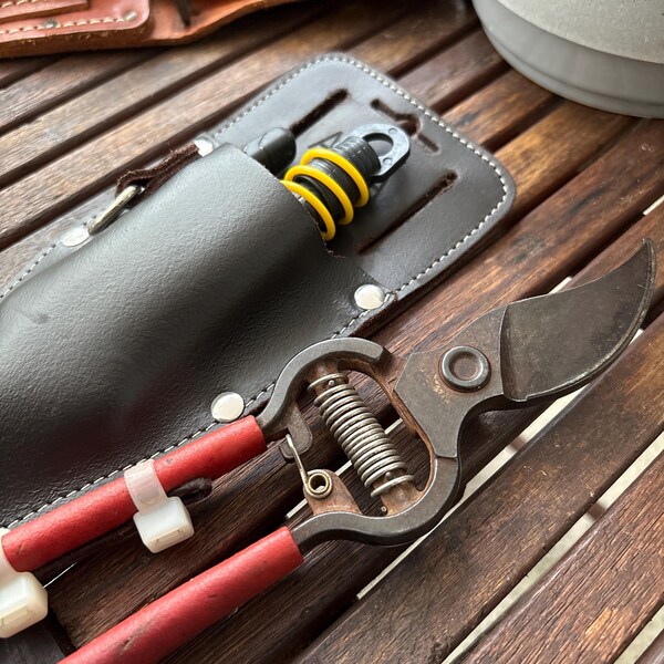 Pruner Sheath. Leather Holster - Tool Pouch for Pruning Shears or ...