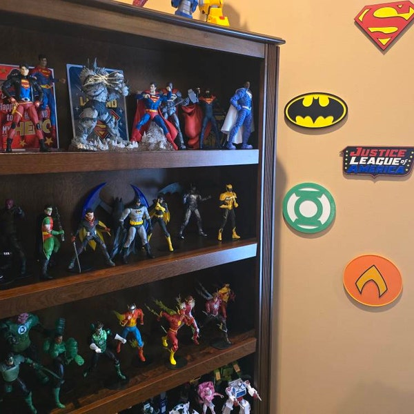 Viacom Company 3D Printed V Logo Shield Display Color - Etsy