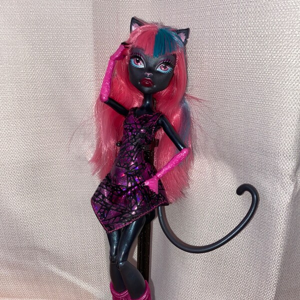 1977 Queen Elizabeth II Silver Jubilee Duckham's Collectable Aluminum ...