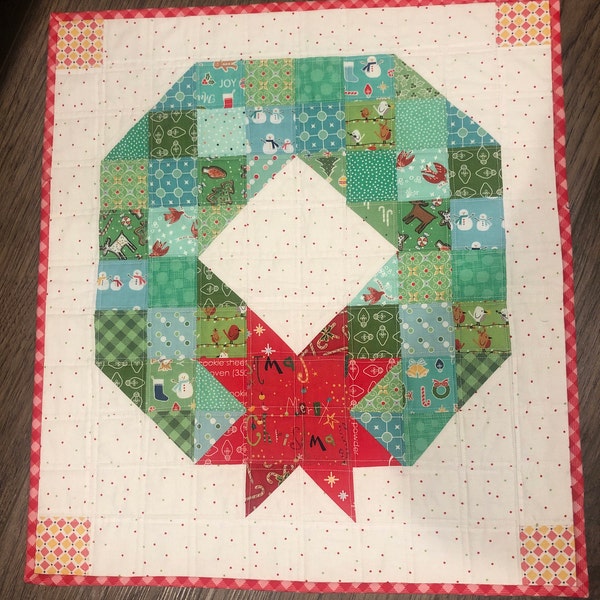 PDF Pattern - Merry Wreath Mini Quilt Pattern, Christmas Mini Quilt ...