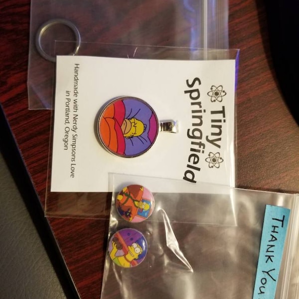 Simpsons Nuts and Gum Hologram Pendant Keychain From Lisa Vs. Malibu ...