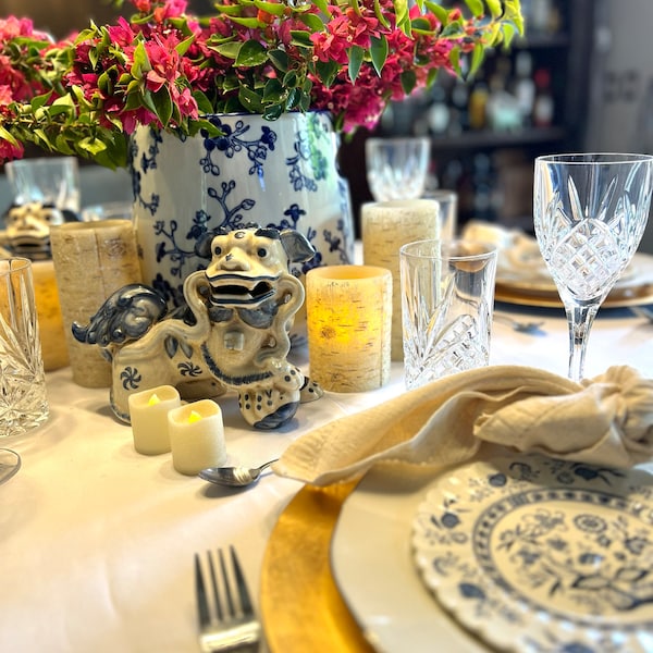 XL Blue & White Chinoiserie Monkey Holding Peach Box, Monkey Dish ...