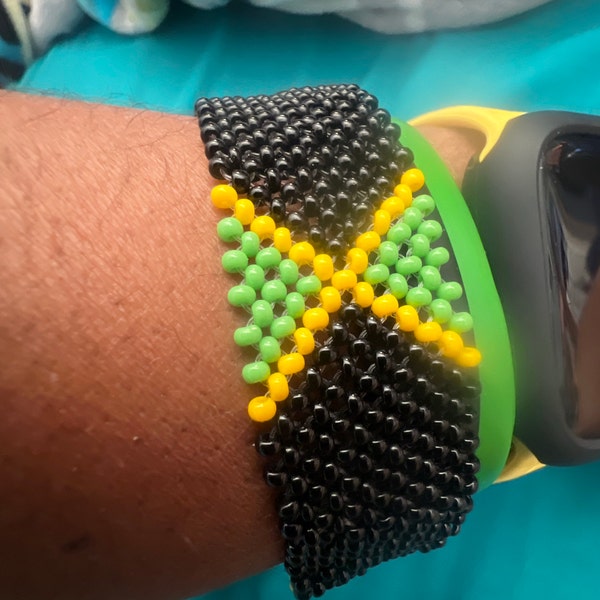 Jamaica Flag Beaded Bracelet, Proudly Jamaican Bracelet - Etsy