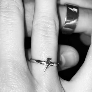 Lightning Bolt Couple Promise Ring Set Lightning Bolt Jewelry His and Her Ring Alternative Minimalist Simple Matching Ring Anniversary Etsy