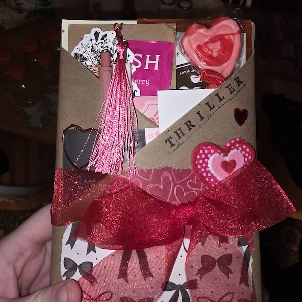 Blind Date With a Book Valentine's Day Edition— A Surprise Story ...