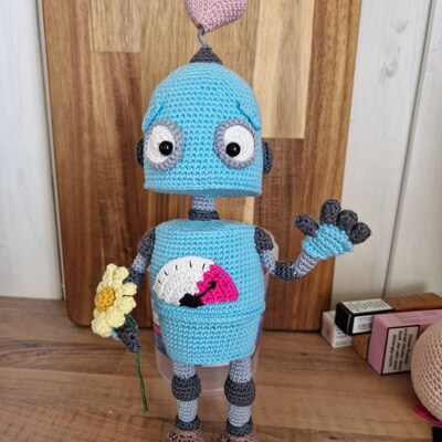 Crochet Pattern for Robot Mike the Toy, PDF English, Amigurumi - Etsy