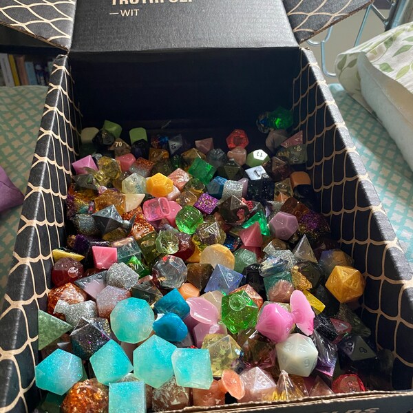 The Owl House Coven Buttons (emperor's Coven, Bard, Abominations, Plant ...