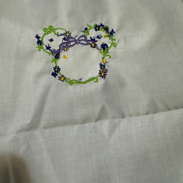 Floral Minnie Spring Wreath Machine Embroidery Design. Perfect for ...