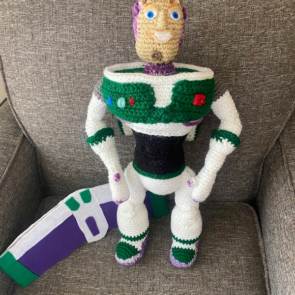 BUZZ AMIGURUMI CROCHET Pattern - Etsy