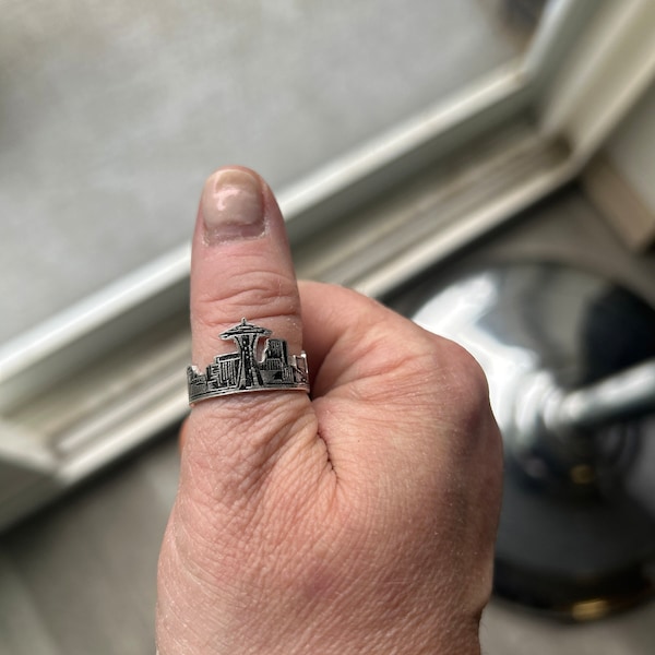 Custom City Ring • Cityscape Ring • Travel Ring • Skyline Ring ...