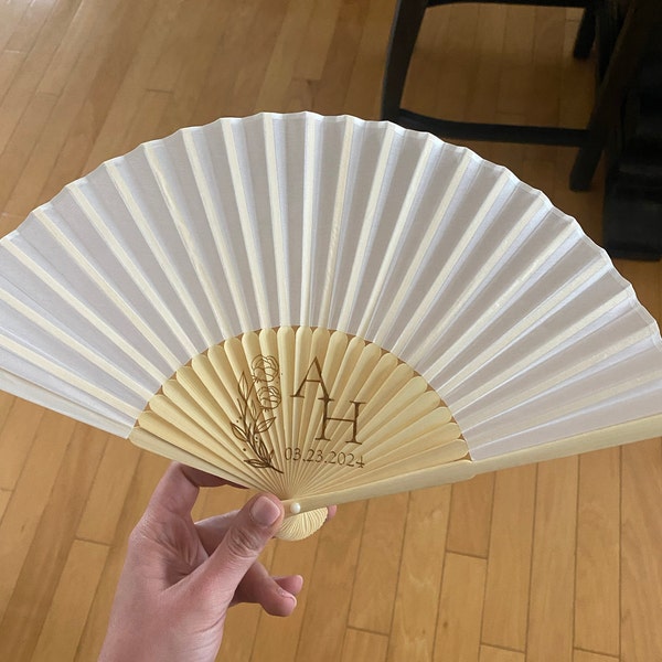 Personalized Custom White Fabric Fans Wedding Party Favors Gifts Guests ...