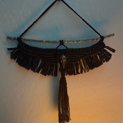 Crow Macrame Wall Hanging the Morrigu Crow - Etsy