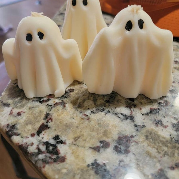 Shy Body Candle, Venus Candle With Hands, Women Figure Candle, Goddess ...