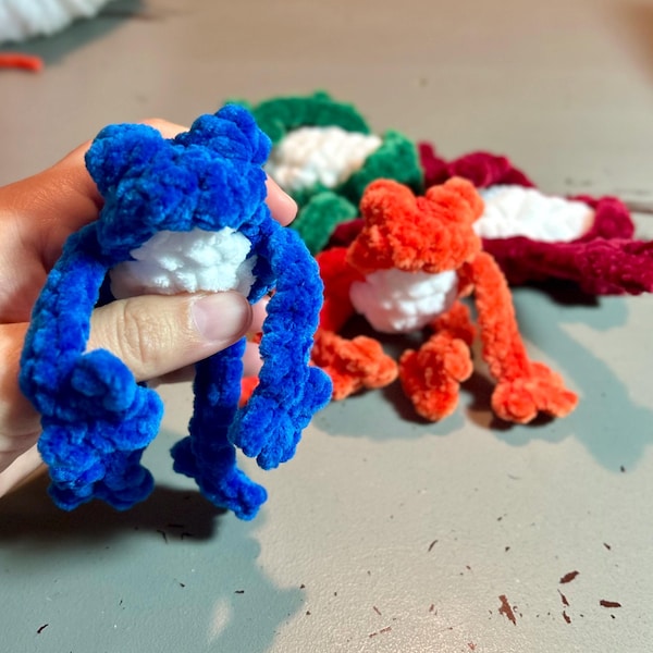 Dartsy the Poison Dart Frog/ No SEW, Super Quick Project. Crochet ...