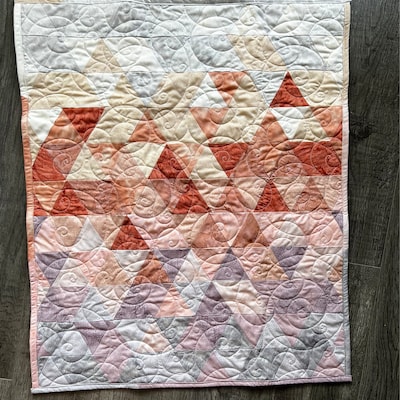 Triangle Fade Quilt Pattern PDF Download - Etsy