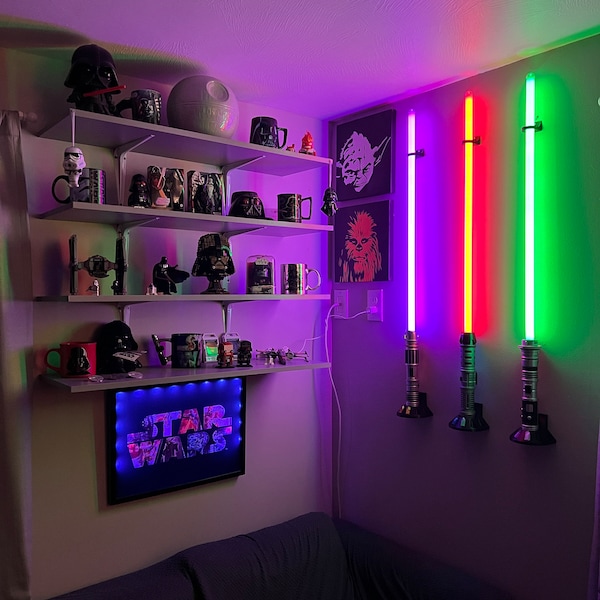 Lightsaber Wall Mount Holder Savi's Workshop Holds 6 Kyber Crystals 3D ...