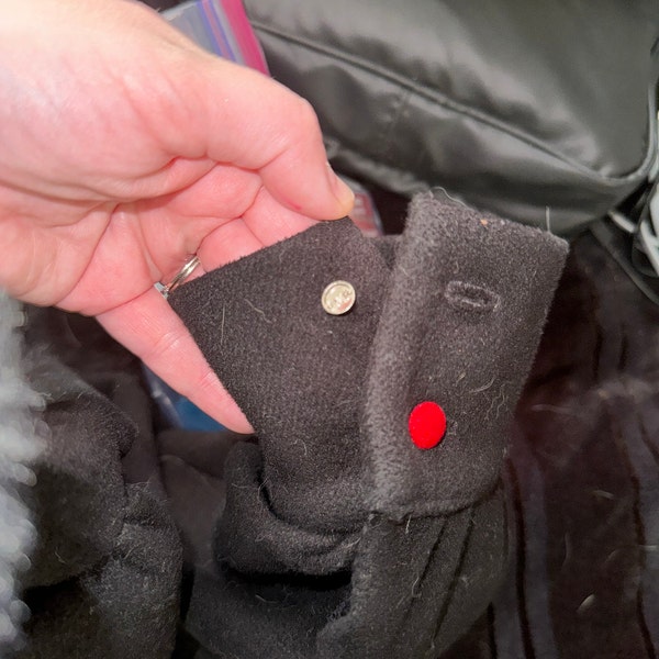 Velvet Buttons, Red Velvet Fabric Buttons, Shank, Pinback, Flatback ...