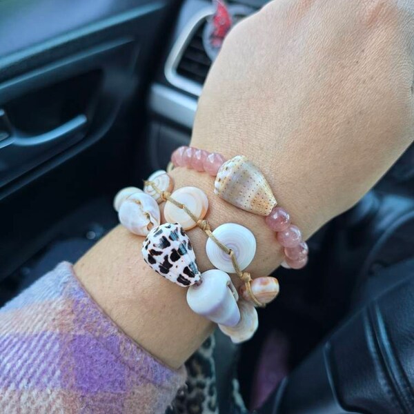 Hawaiian Genuine Hebrew Cone Shell and Jade Gemstone Adjustable ...