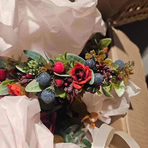 Christmas Flower Crown, Holly Crown, Winter Hair Accessories, Evergreen ...