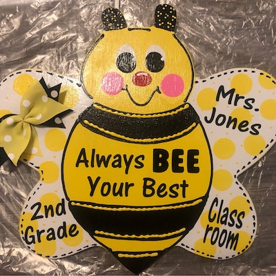 Hello BUMBLE BEE Welcome Circle Sign Handcrafted Hand Painted - Etsy