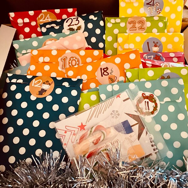 Genshin Impact Advent Calendar Mysterybox Keychain Badge Pin Jewelry ...